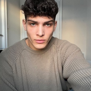 Meet The Rookies Passionate About Animals, Big Family, and Models ...