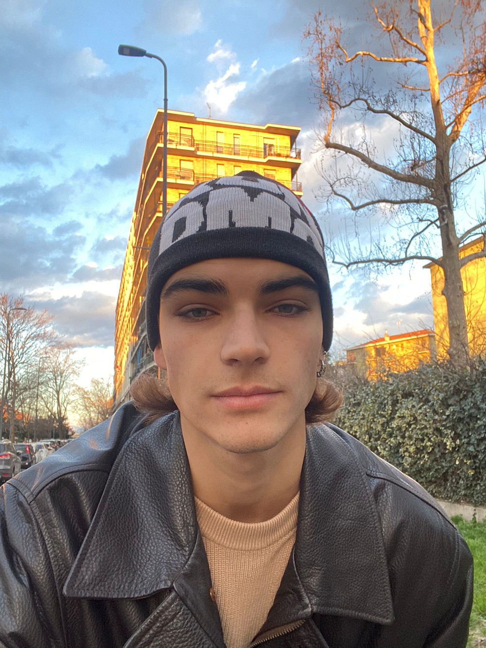 These International Rookies Love All Types of Stars | NEWfaces