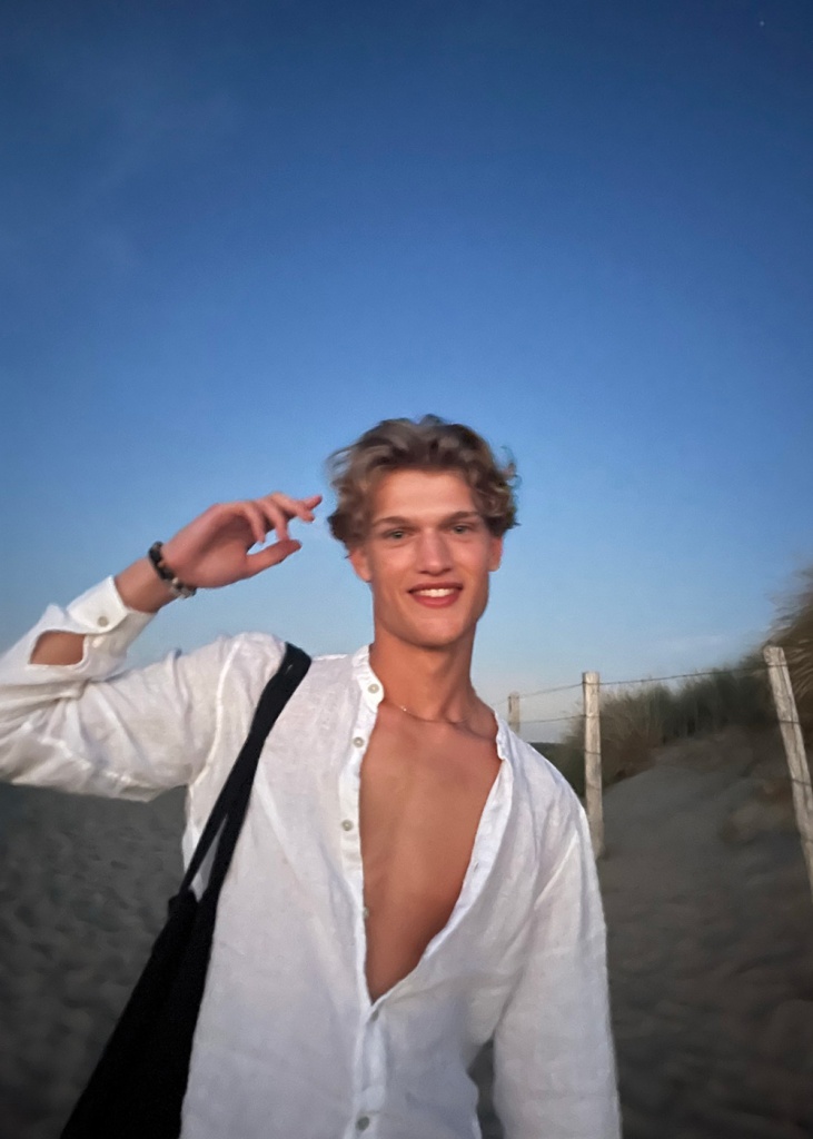 These Rookies Are Accomplished Chefs, Surfers, and Dancers | NEWfaces