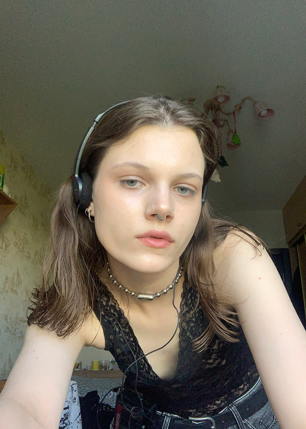 These Model Newbies Are Painters, Knitters, and Introverts | NEWfaces