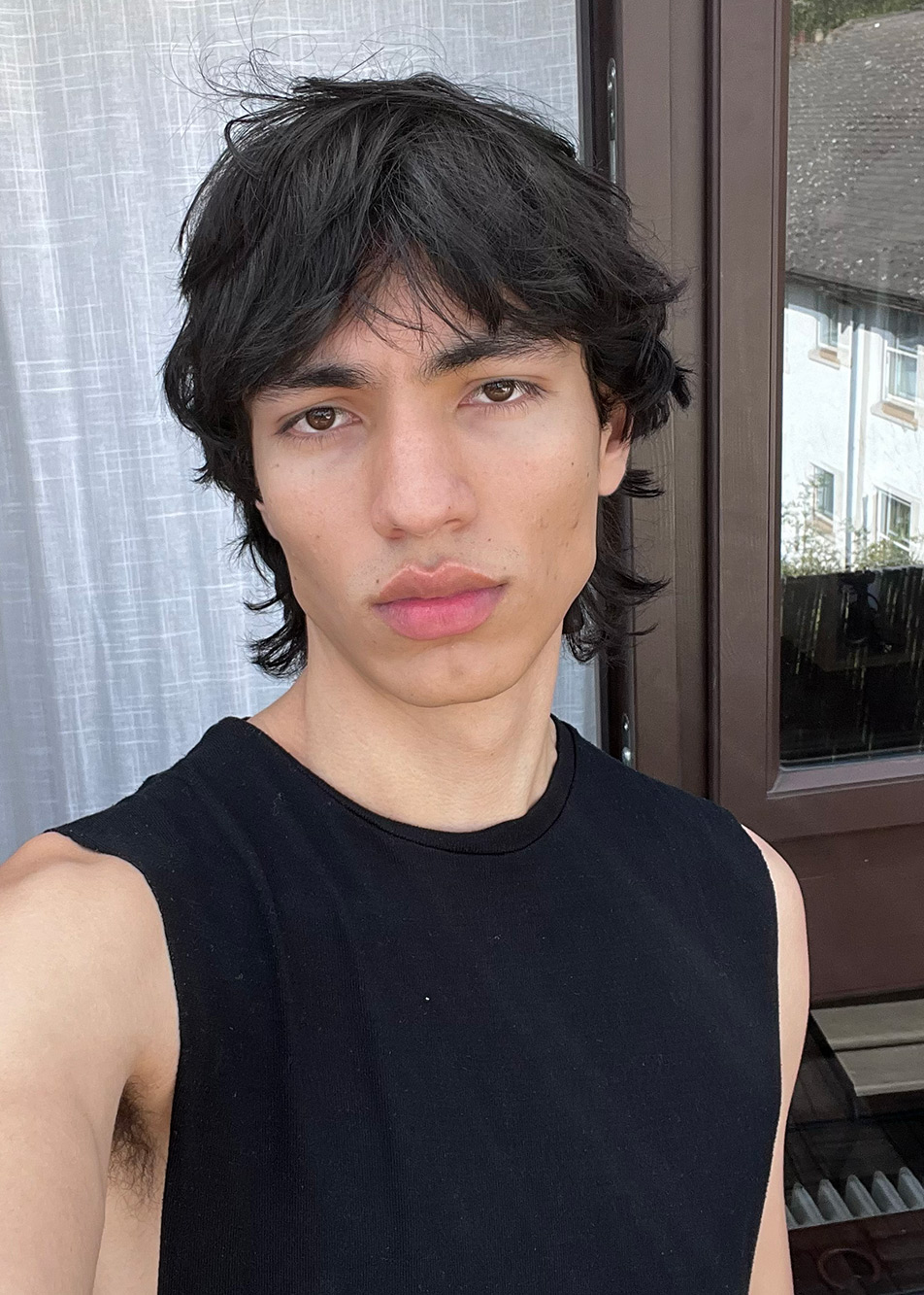 These New Faces Talk Tailoring, Twin Telepathy & Pet Pigs | NEWfaces