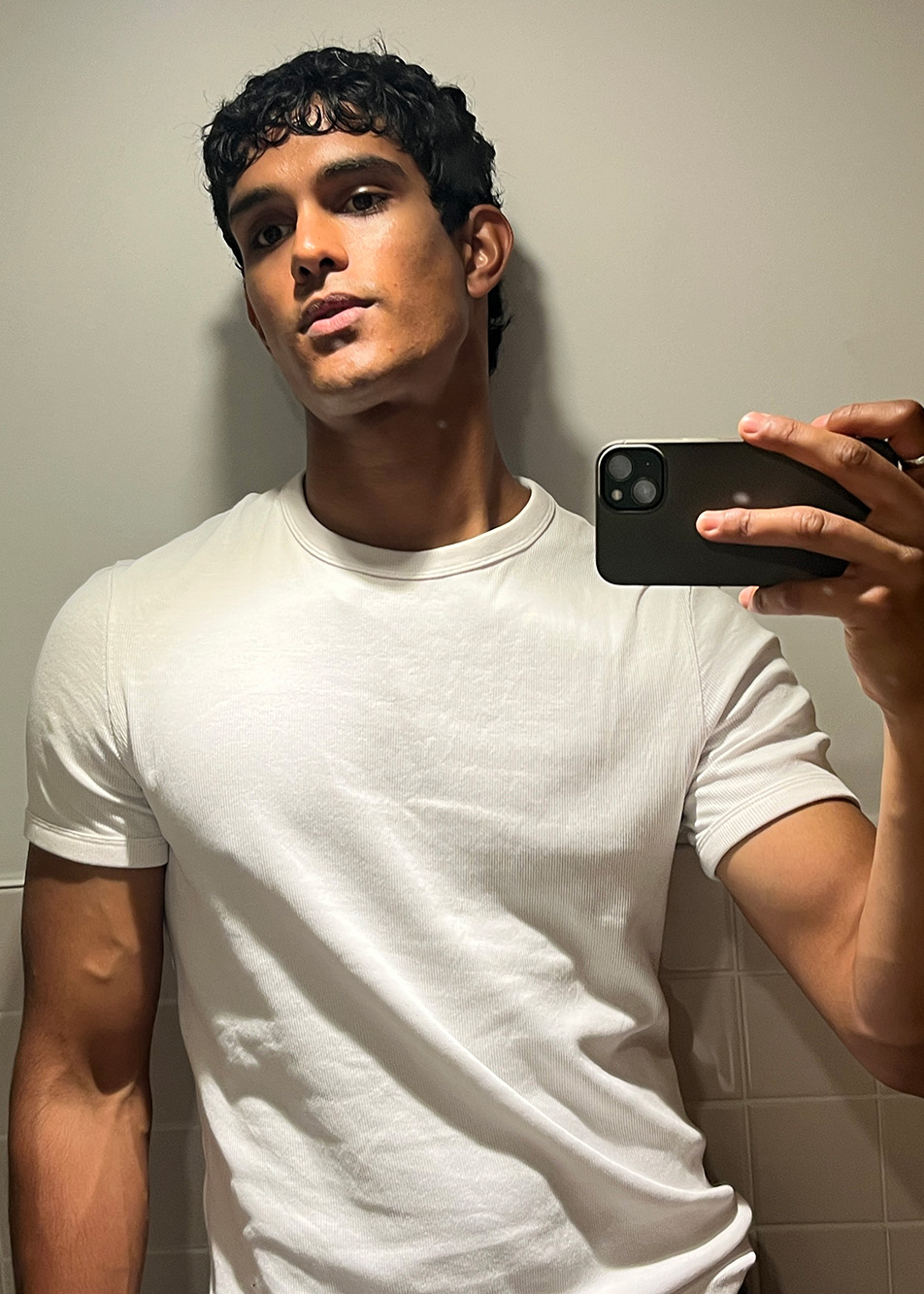 These Rookies Know All About Science and Serving Face | NEWfaces