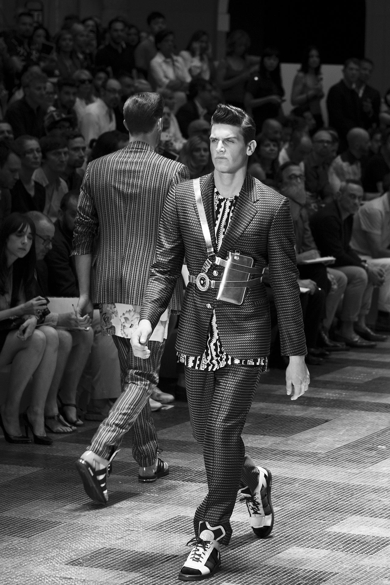 Versace Men – Of The Minute