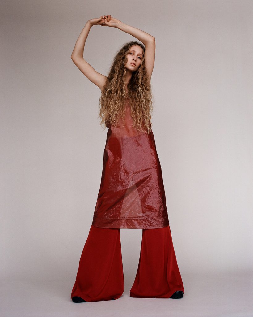 The Secret Life of Elfie – Of The Minute