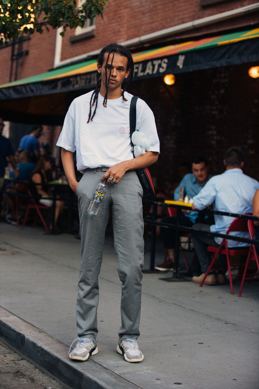 See what the models are wearing off-duty during NYFWM! – Of The Minute