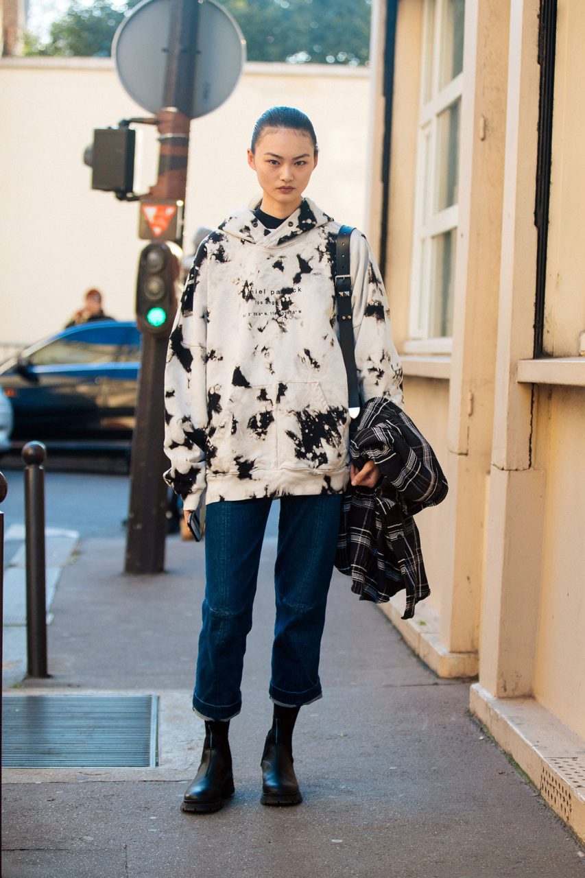 See what the models are wearing off-duty during Paris Couture Week ...