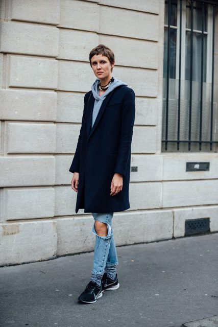 See what the models are wearing off-duty in Paris! Day 8&9 – Of The Minute