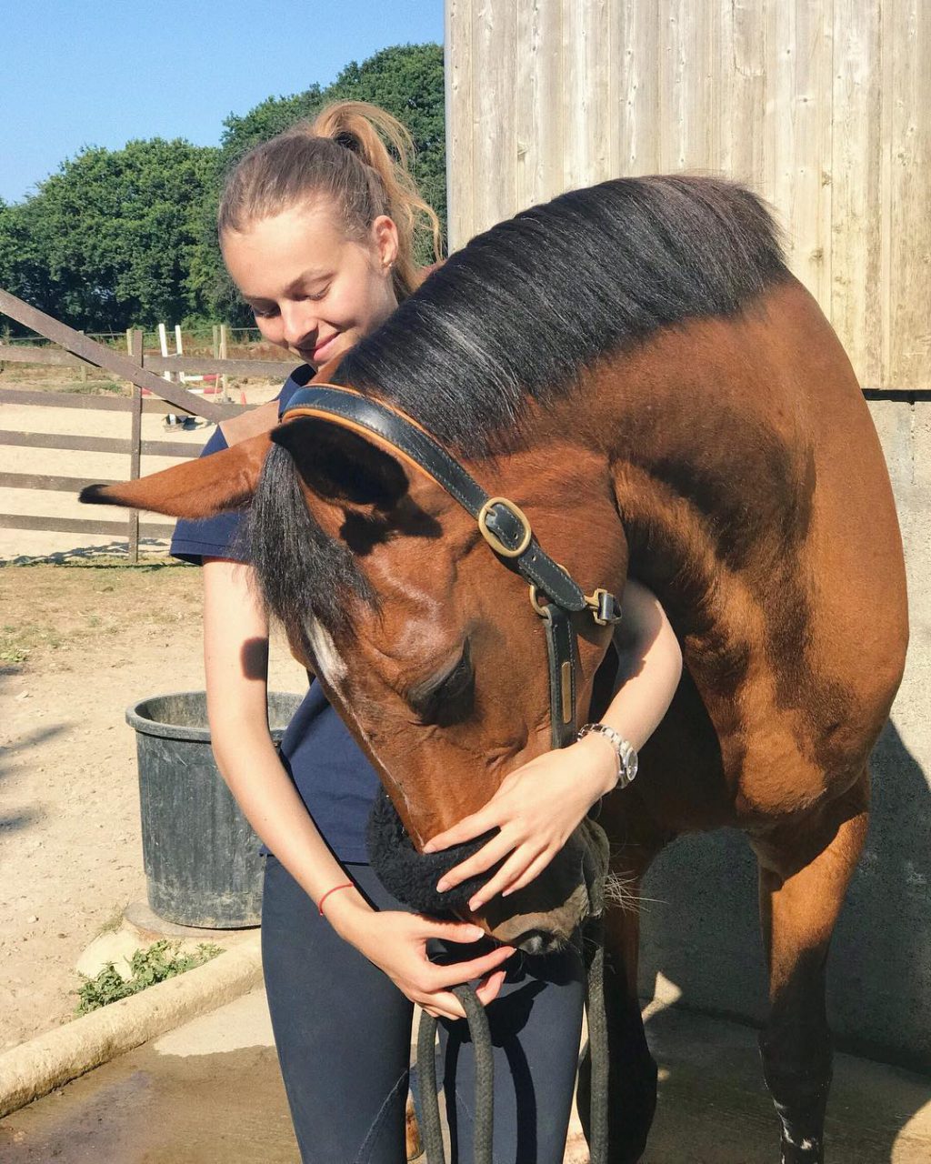 Vive la Ivanka! The show jumping equestrian beauty turning heads – Of ...