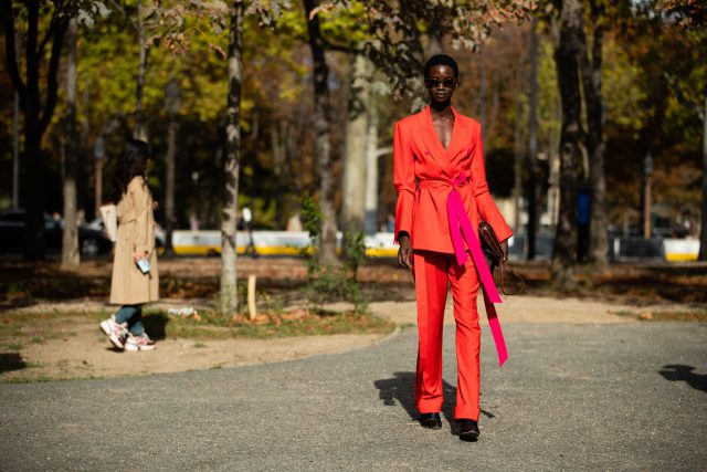 See what the models are wearing off-duty in Paris! Days 5&6 – Of The Minute