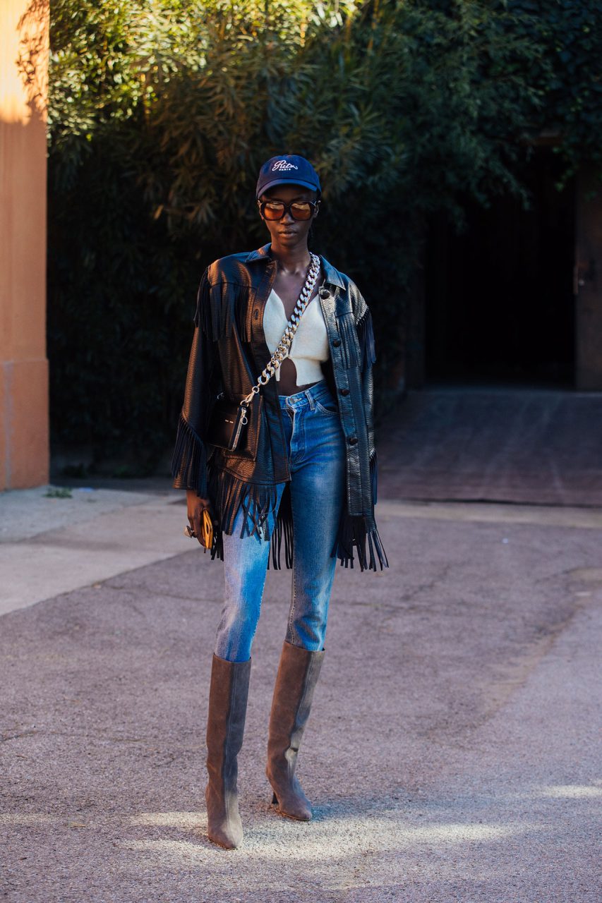 See what the models are wearing off-duty during MFW F/W 22! Days 3-5 ...