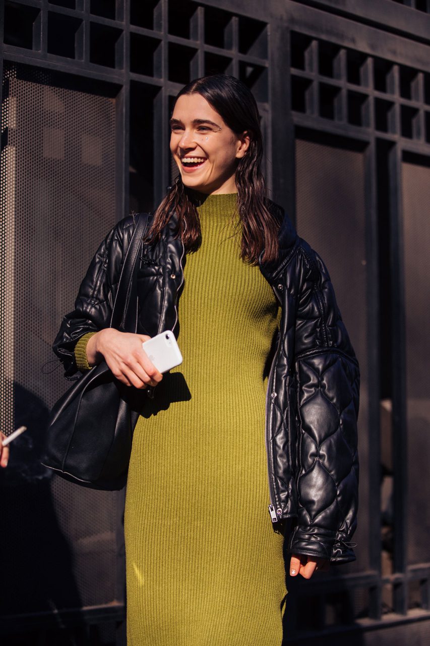 See what the models are wearing off-duty during MFW F/W 22! Days 3-5 ...