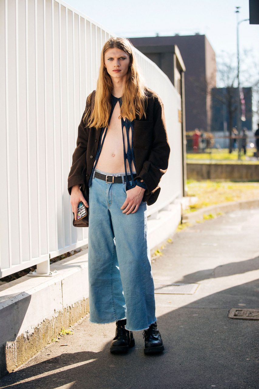 See what the models are wearing off-duty during MFW F/W 22! Days 1-2 ...
