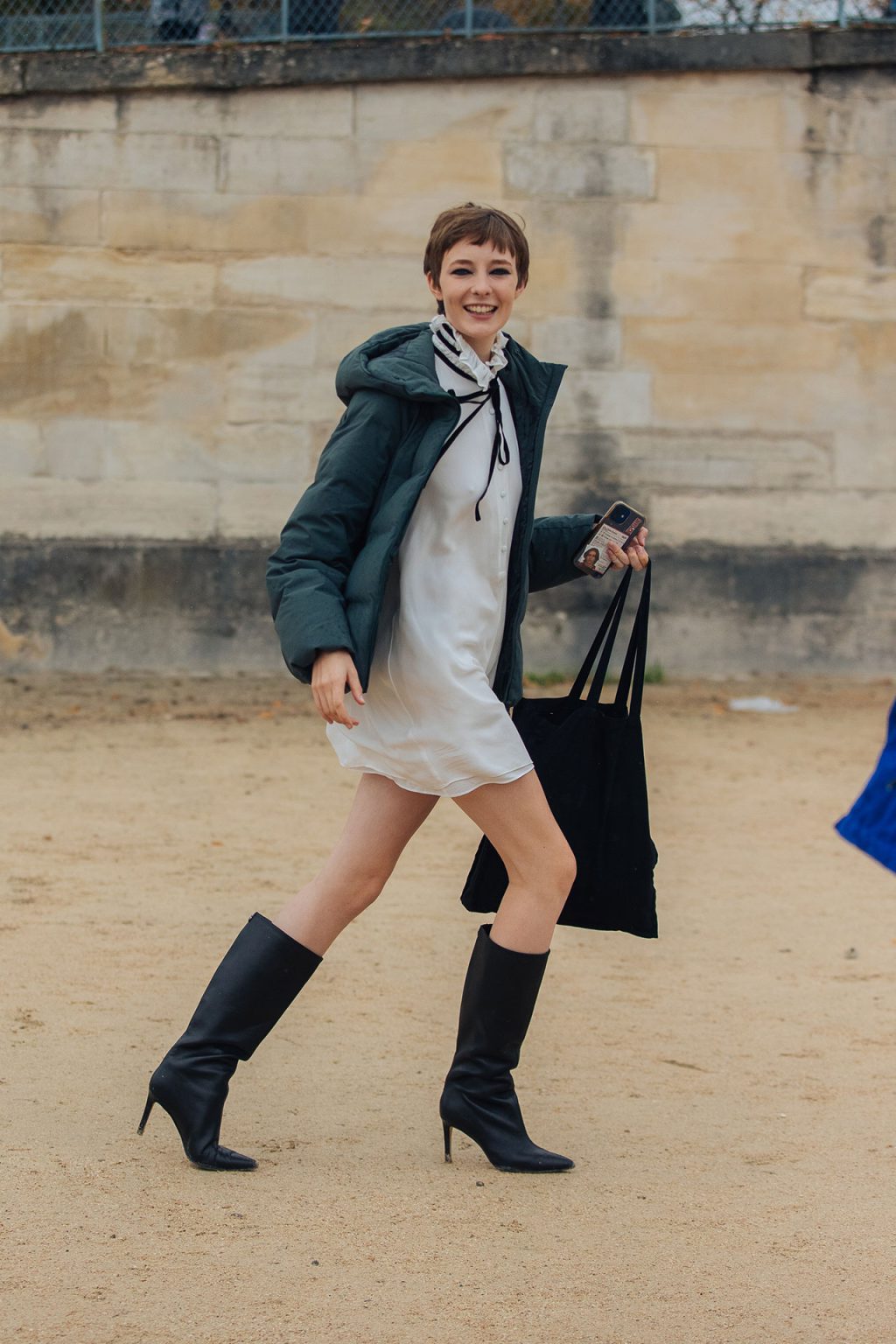 See What the Models Are Wearing Off-Duty During PFW S/S 23! Days 1&2 ...