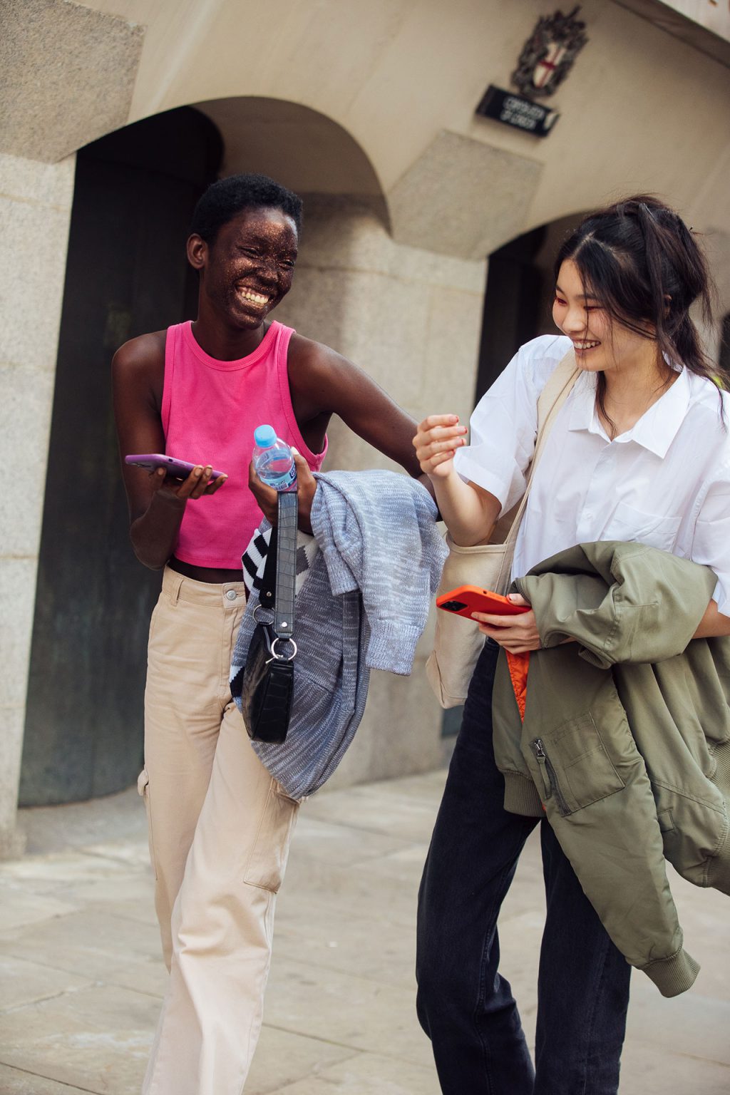 See What the Models Are Wearing Off-Duty During LFW S/S 23! Days 1&2 ...