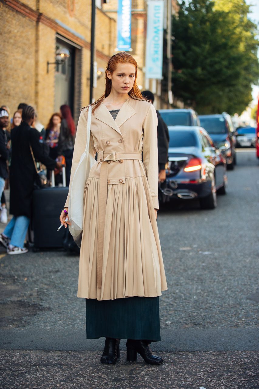 See What the Models Are Wearing Off-Duty During LFW S/S 23! Days 1&2 ...