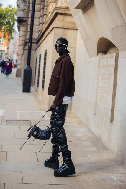 See What the Models Are Wearing Off-Duty During LFW S/S 23! Days 1&2 ...