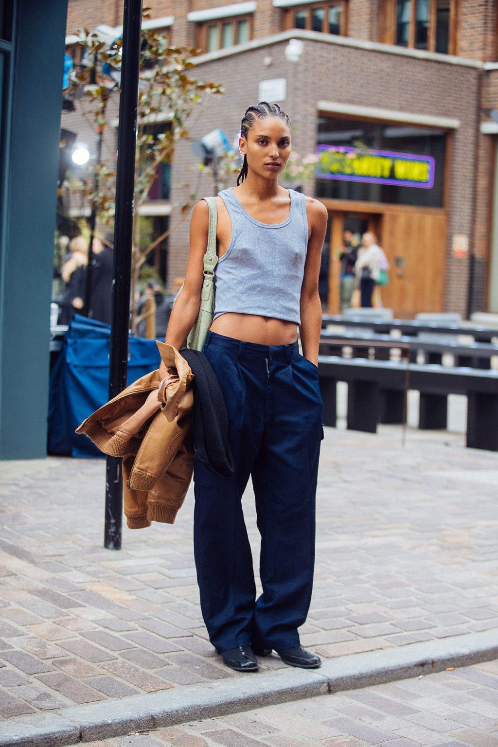 See What the Models Are Wearing Off-Duty During LFW S/S 23! Days 1&2 ...