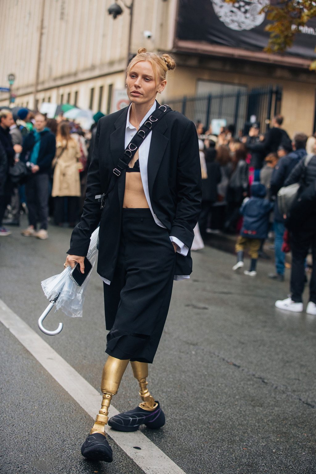 See What the Models Are Wearing Off-Duty During PFW S/S 23! Days 5&6 ...