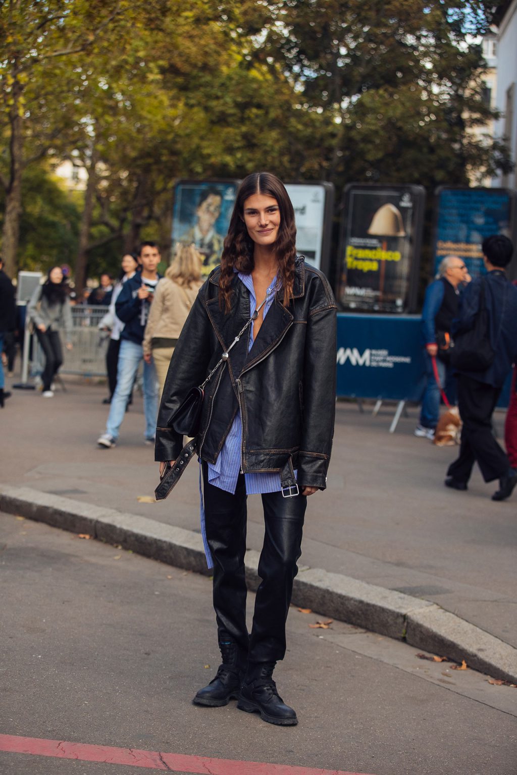 See What the Models Are Wearing Off-Duty During PFW S/S 23! Days 5&6 ...
