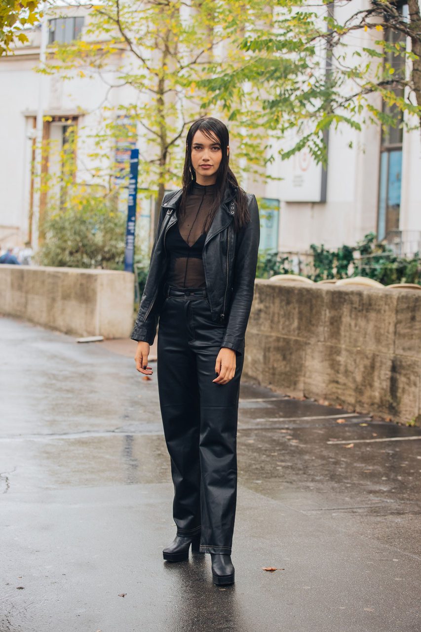 See What the Models Are Wearing Off-Duty During PFW S/S 23! Days 5&6 ...