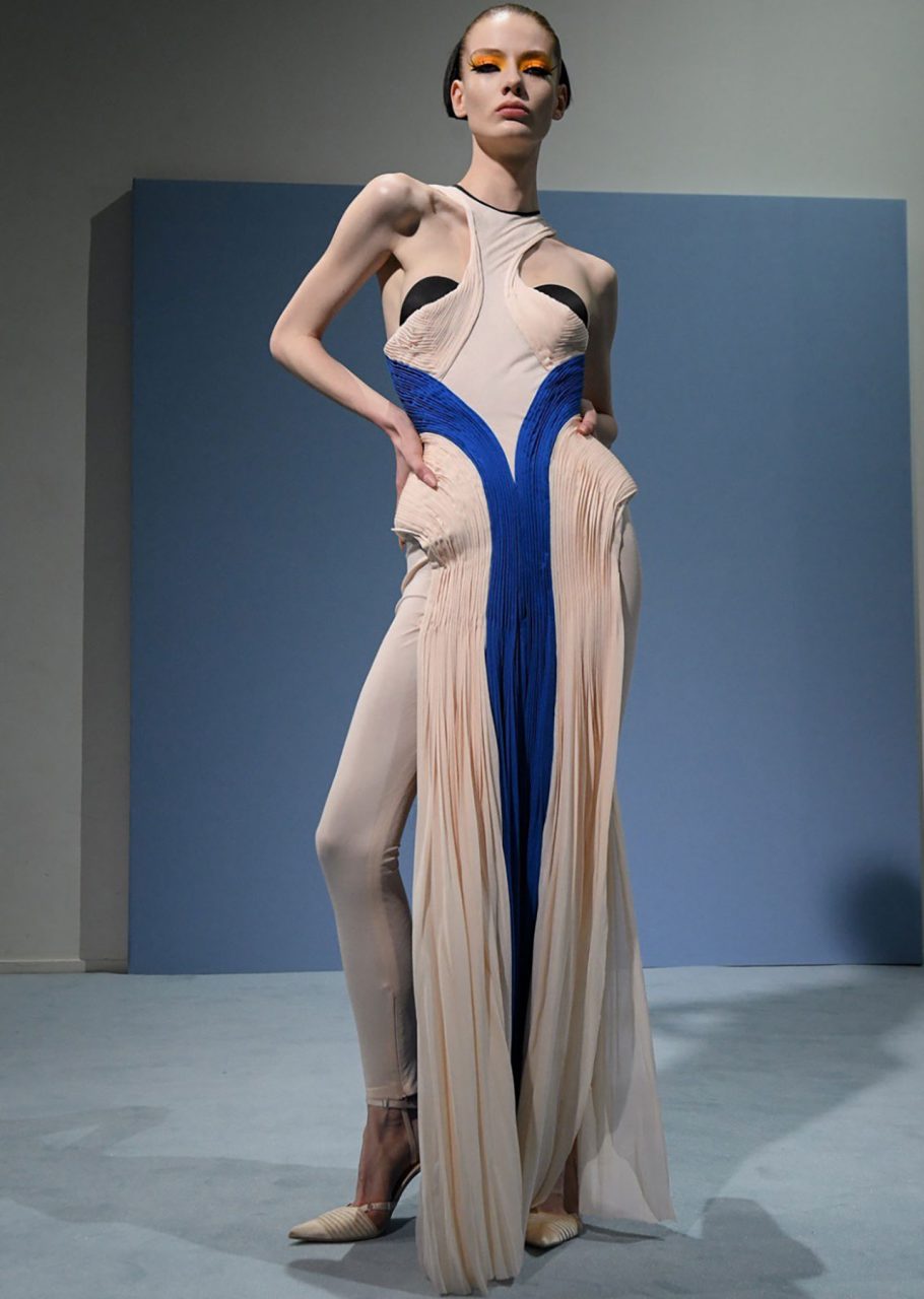 Alyda Grace’s Ballet Skills Altered Her Modeling Career – Of The Minute