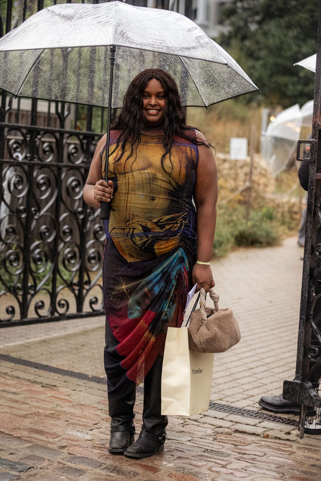 See What the Models Are Wearing Off-Duty During London Fashion Week S/S ...