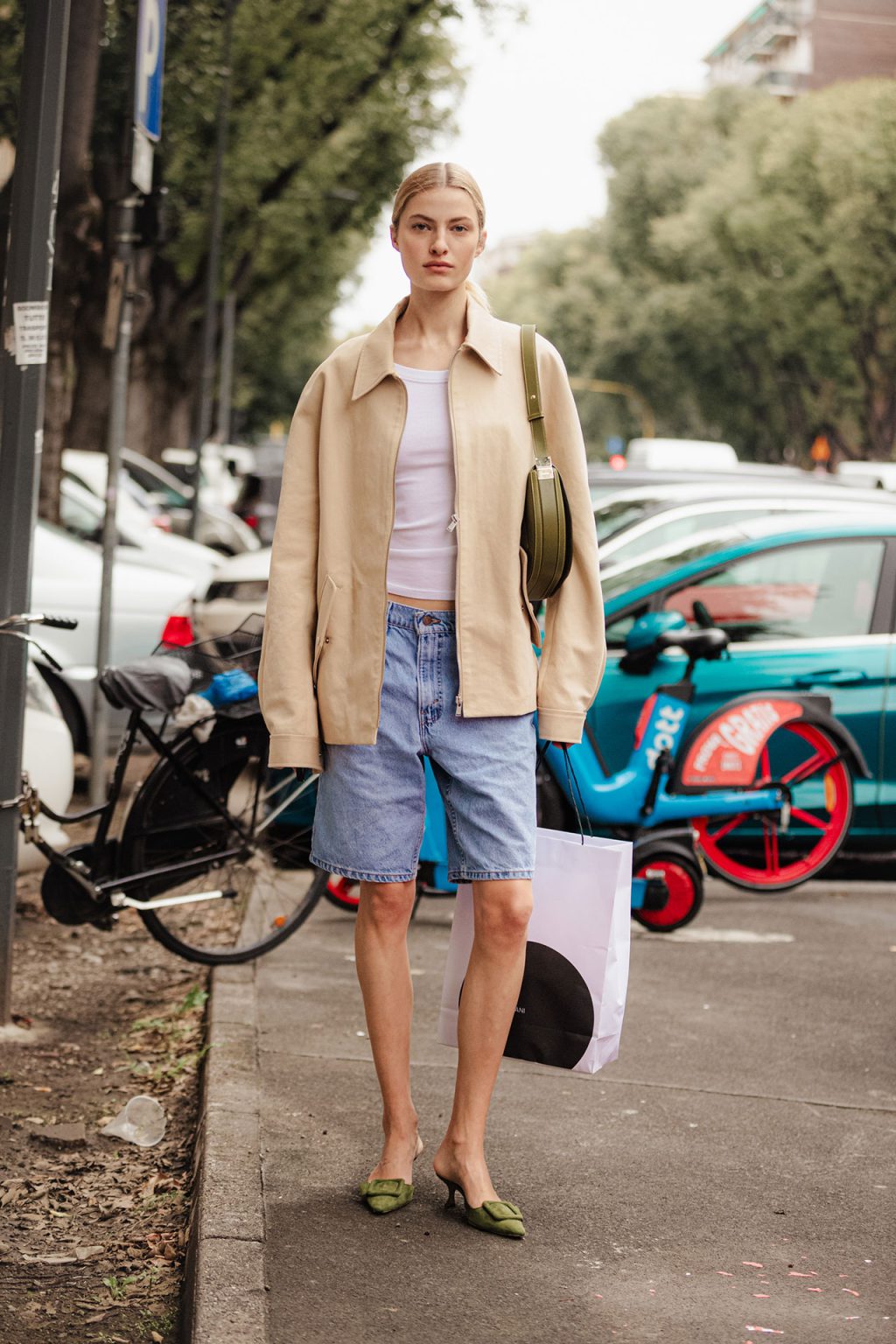 See What the Models Are Wearing Off-Duty During Milan Fashion Week S/S ...
