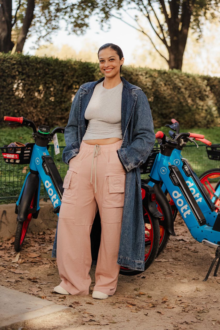 See What the Models Are Wearing Off-Duty During Paris Fashion Week S/S ...